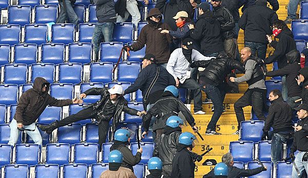 Rund 20 Roma-Hooligans festgenommen | SPOX