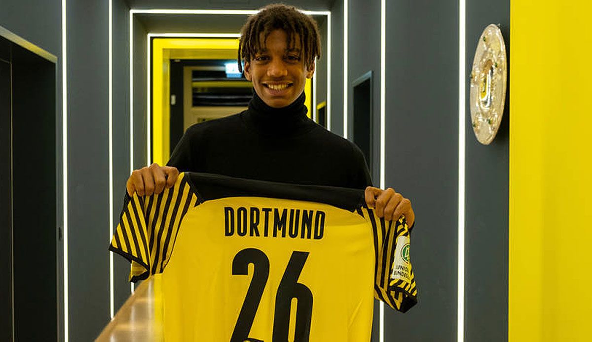 BVB - Filippo Mane vor dem Startschuss in der U19 von Borussia Dortmund ...