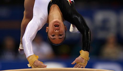 Bui holt Bronze am Stufenbarren | SPOX