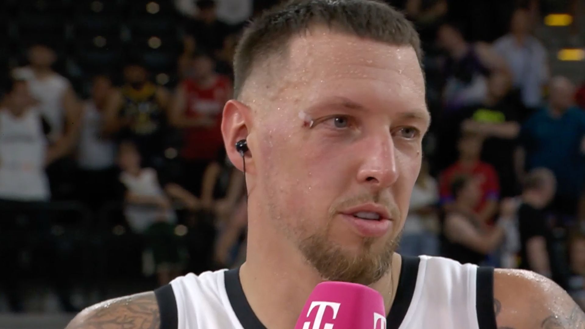 "Wir müssen den Rhythmus finden" - Kämpfer Theis sieht noch Luft nach ...