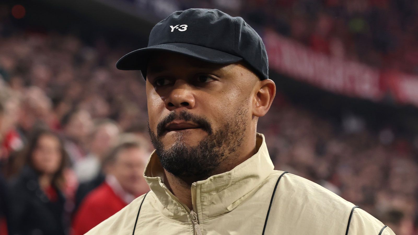 Dicke Überraschungen im Kader und Aufstellung des FC Bayern München ...