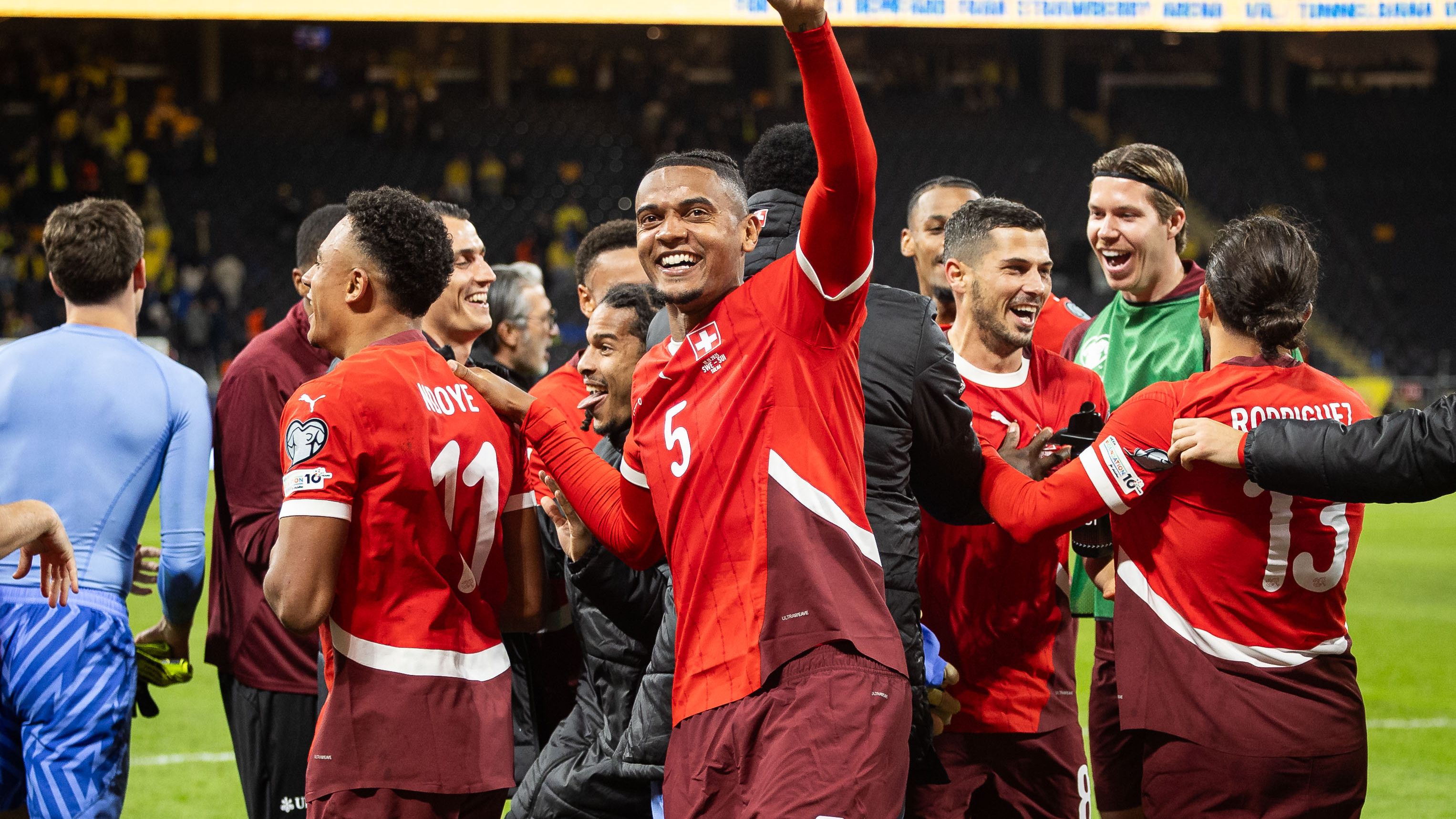 Schweiz vs. Schweden heute live im Free-TV sehen: Wer zeigt / überträgt ...