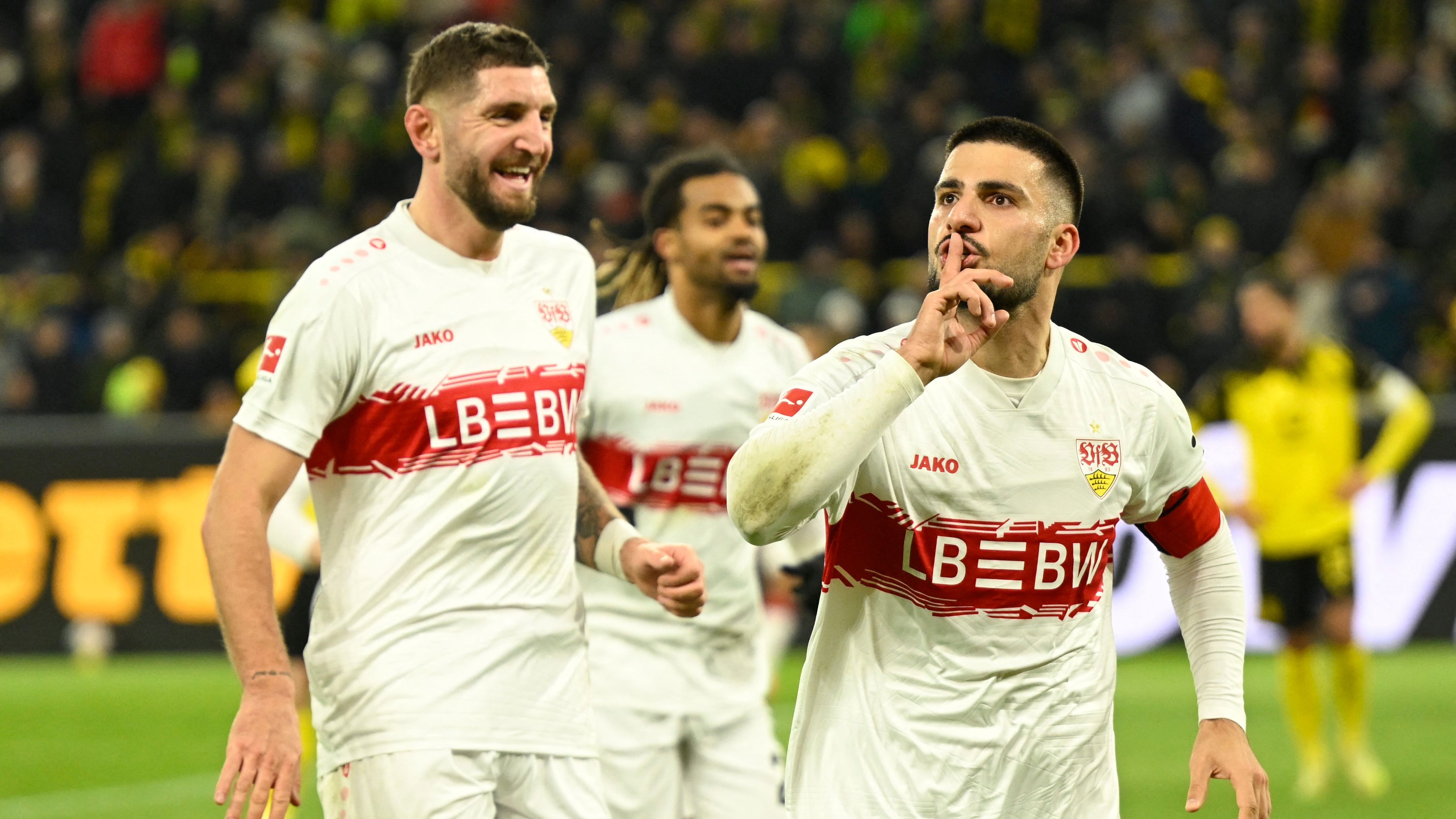 SV Werder Bremen vs. VfB Stuttgart heute live sehen: Wer zeigt ...